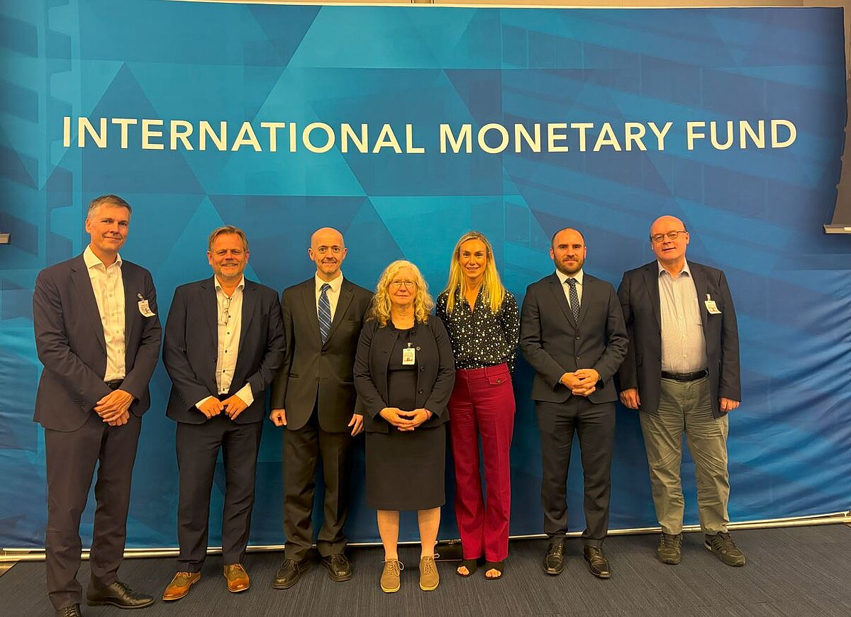 IMF Seminar: Debt Sustainability Assessments and their Role in the ...